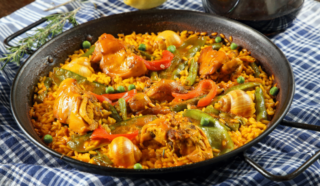 Paella Valenciana recept - Alles over Olijven